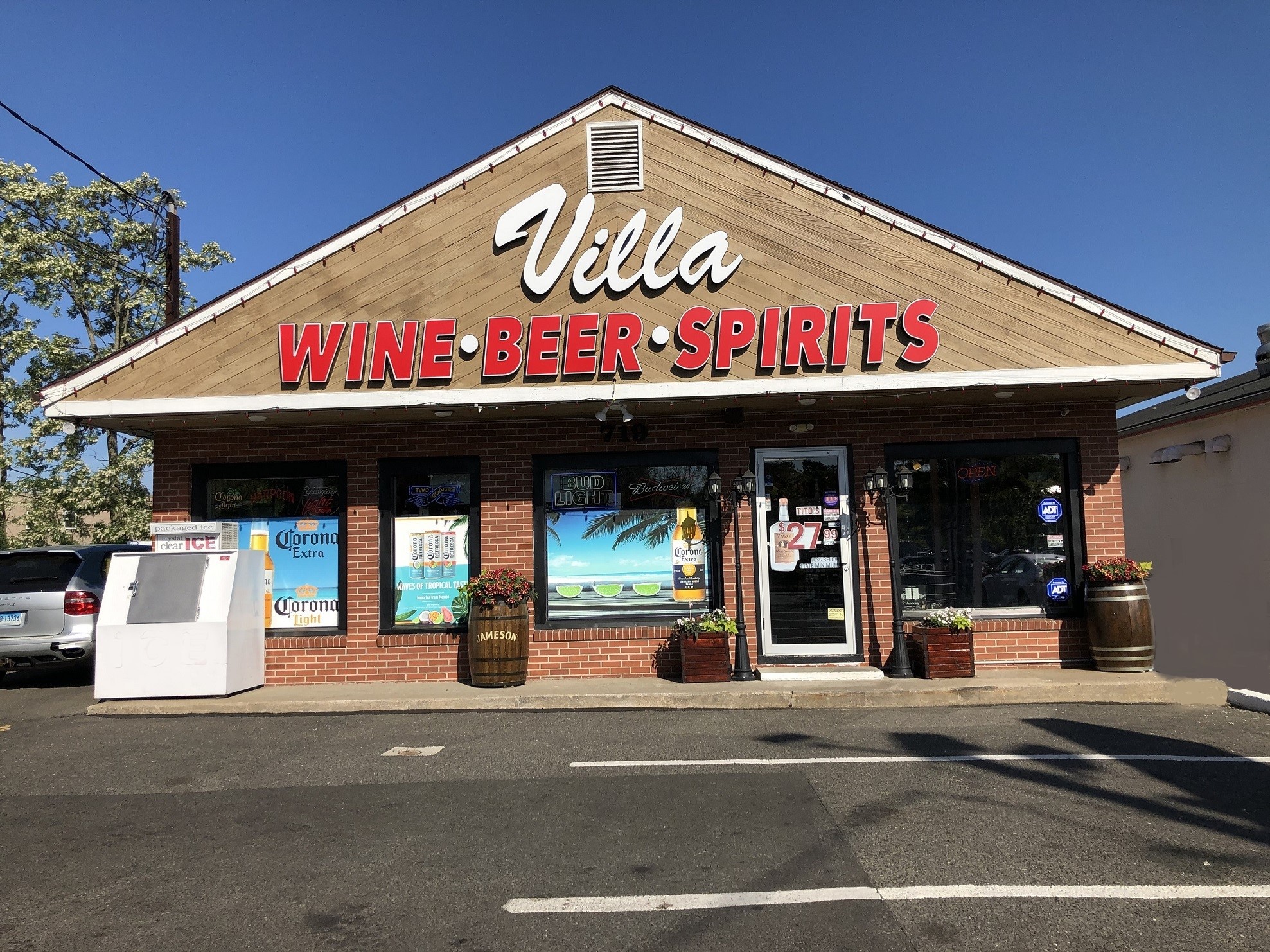 Villa Wine Beer and Spirits